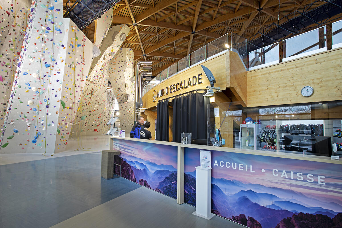 Nos infrastructures Le Mur d'Escalade | Coque Luxembourg